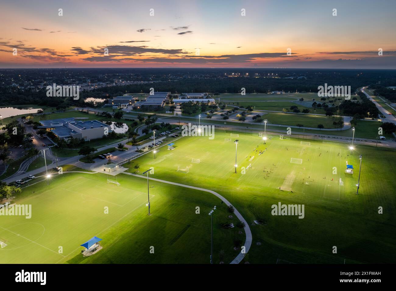 Aerial view football team practicing hi-res stock photography and ...