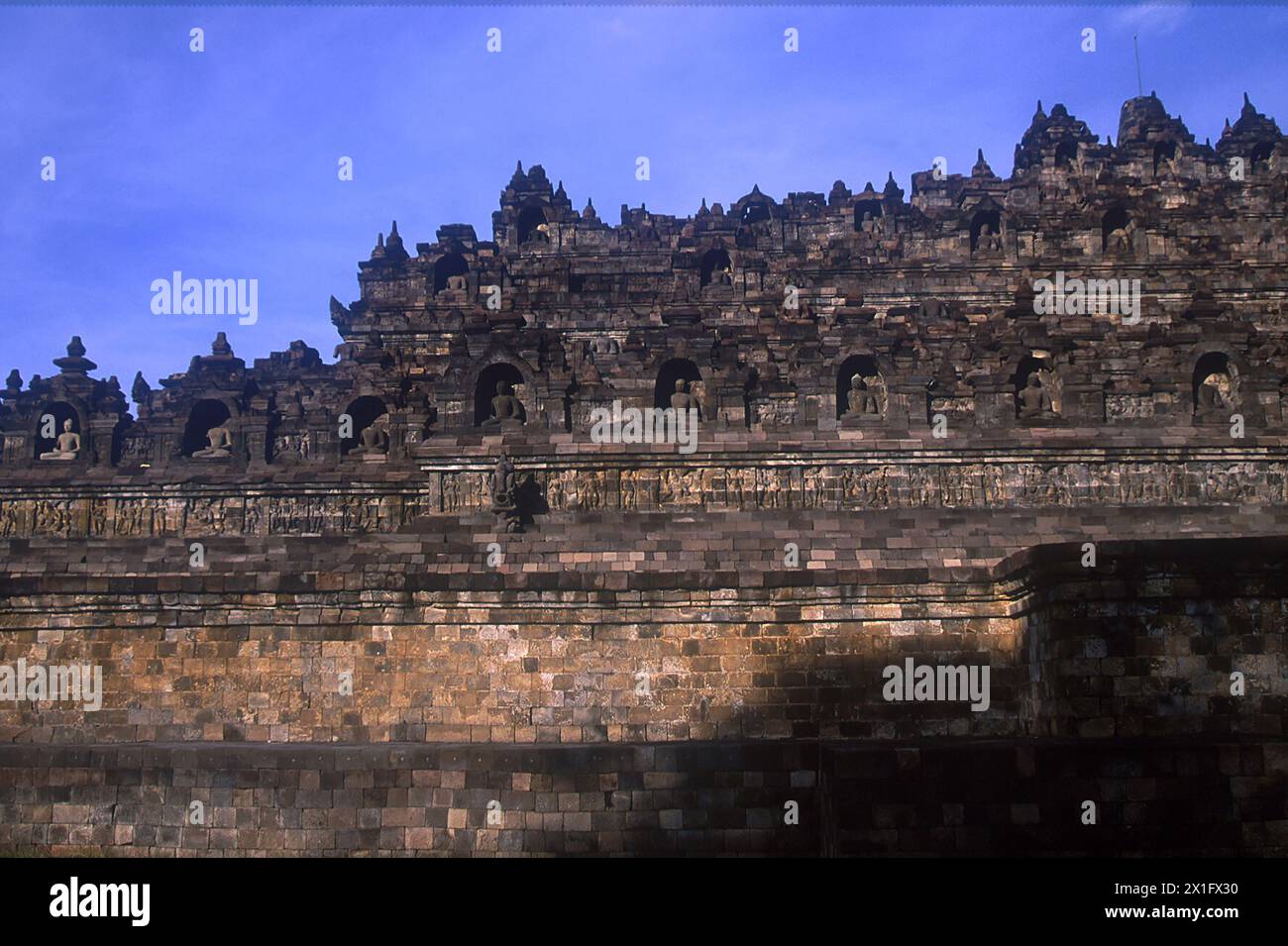 7th century mahayana buddhist temple hi-res stock photography and ...