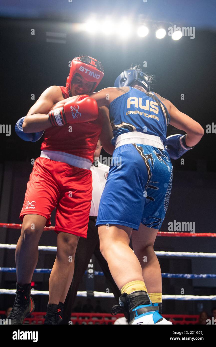 Womens boxing hi-res stock photography and images - Alamy