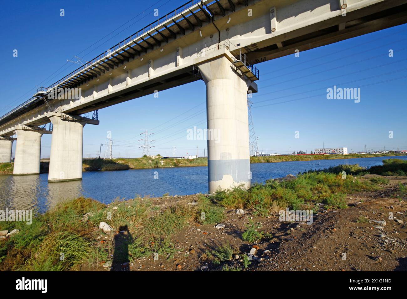 Elevated bridge concrete structure Stock Photo - Alamy
