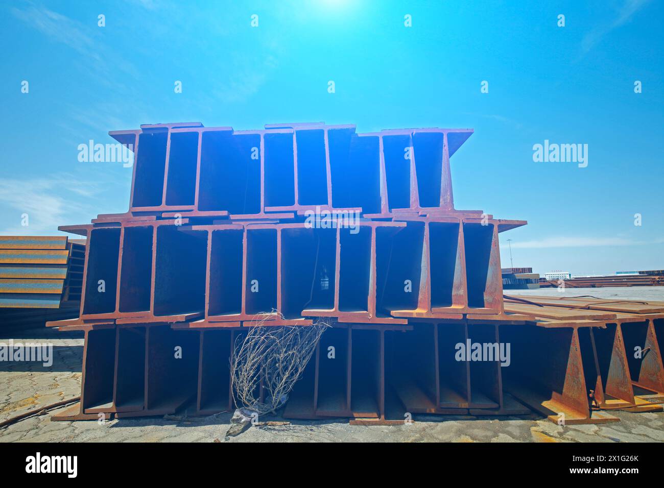 Groove channels hi-res stock photography and images - Alamy