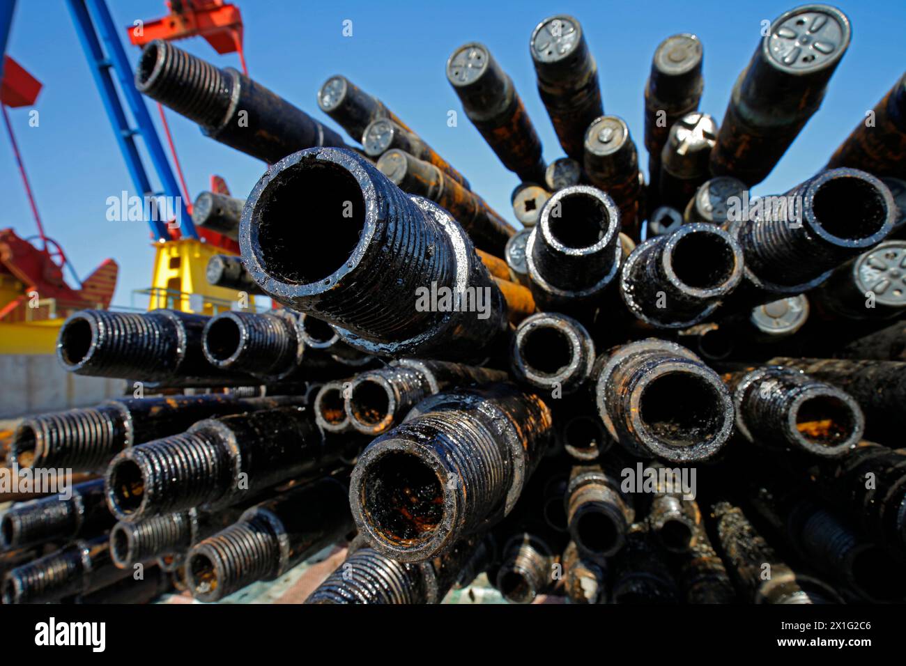 Oil drill pipe Stock Photo - Alamy