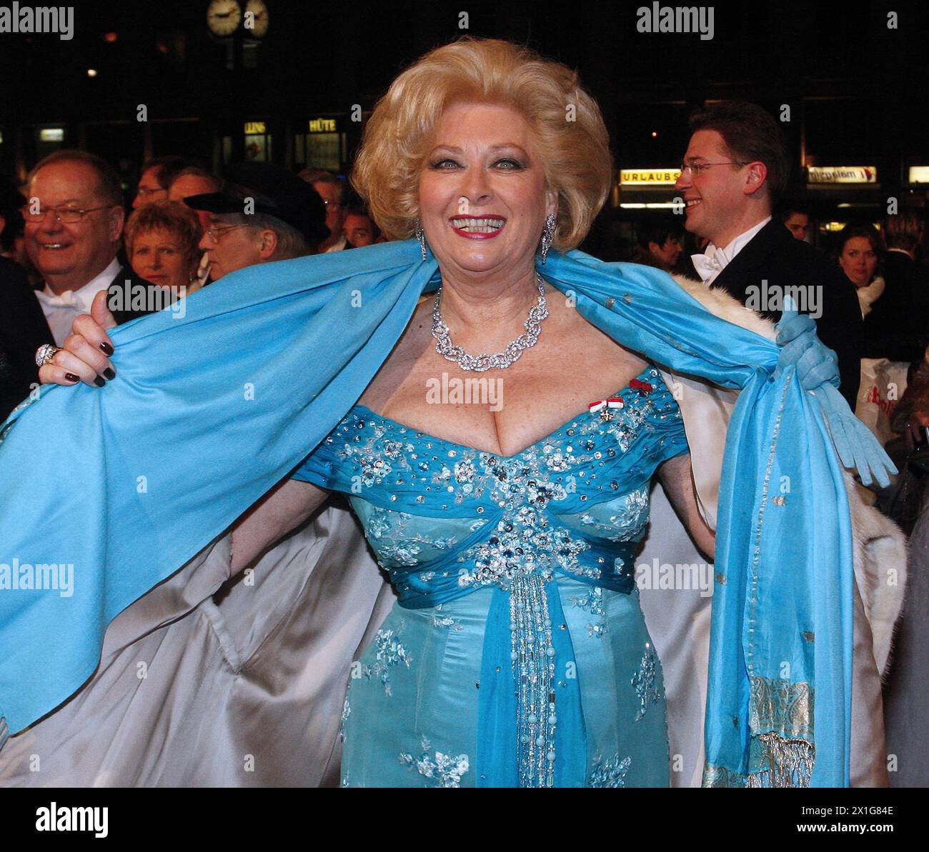 Vienna Opera Ball February 19th 2009 - Opera singer Birgit Sarata ...