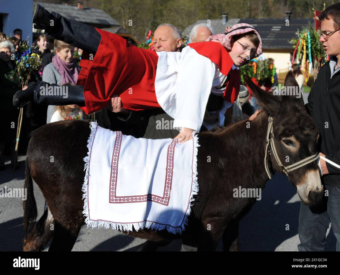Austria - Easter Traditions - Traditional Palm Sunday procession with ...
