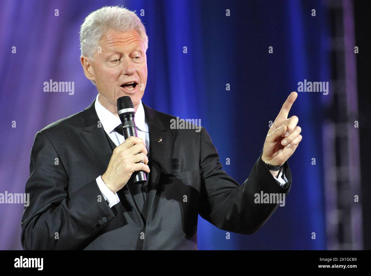 Aids gala event opening ceremony hi-res stock photography and images ...
