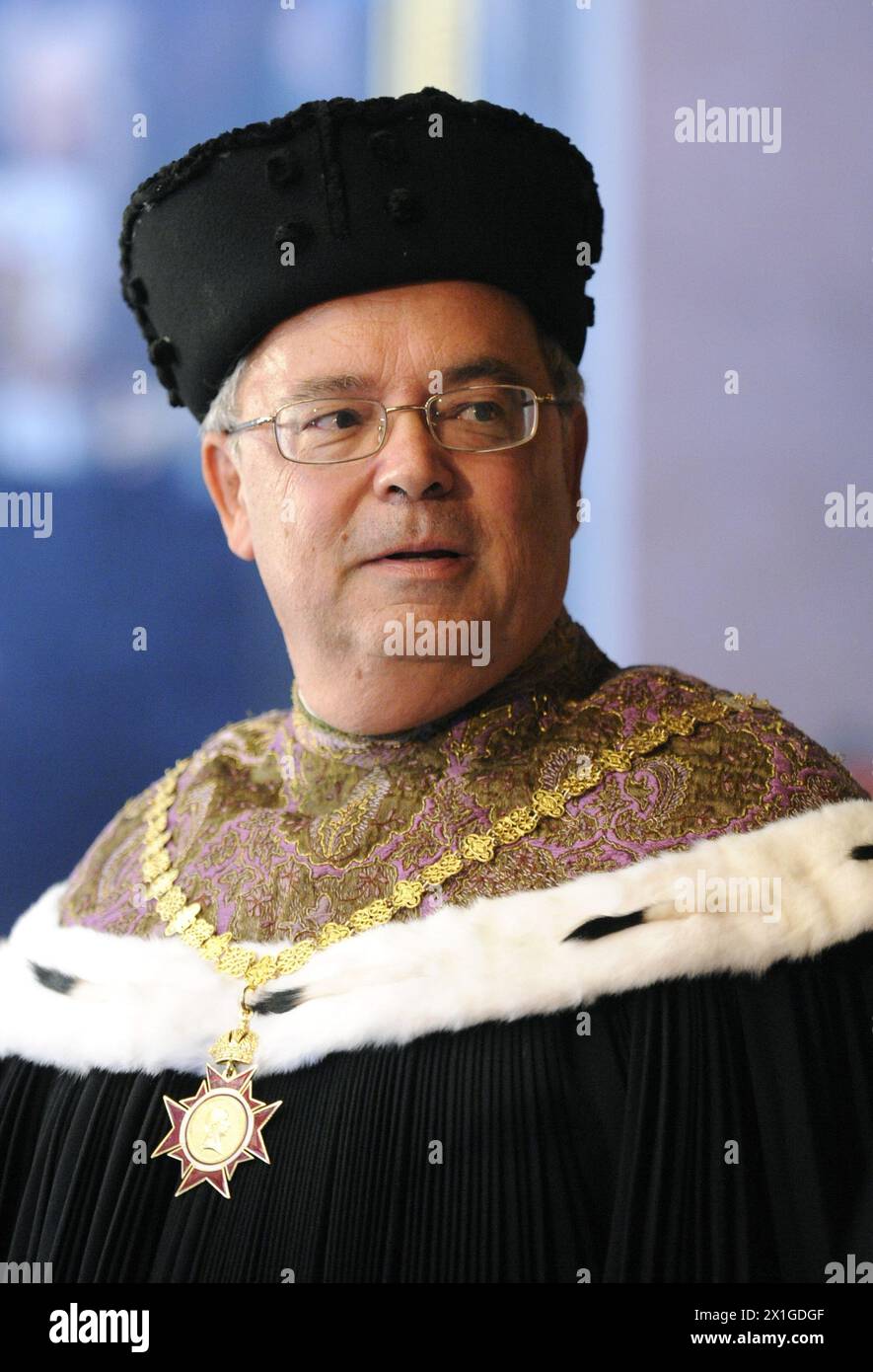 Principal of the university hi-res stock photography and images - Alamy