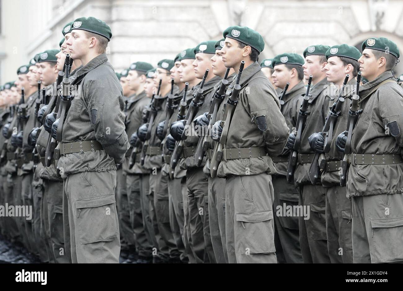 Austrian national holiday on 26 October 2011 - Traditional military ...