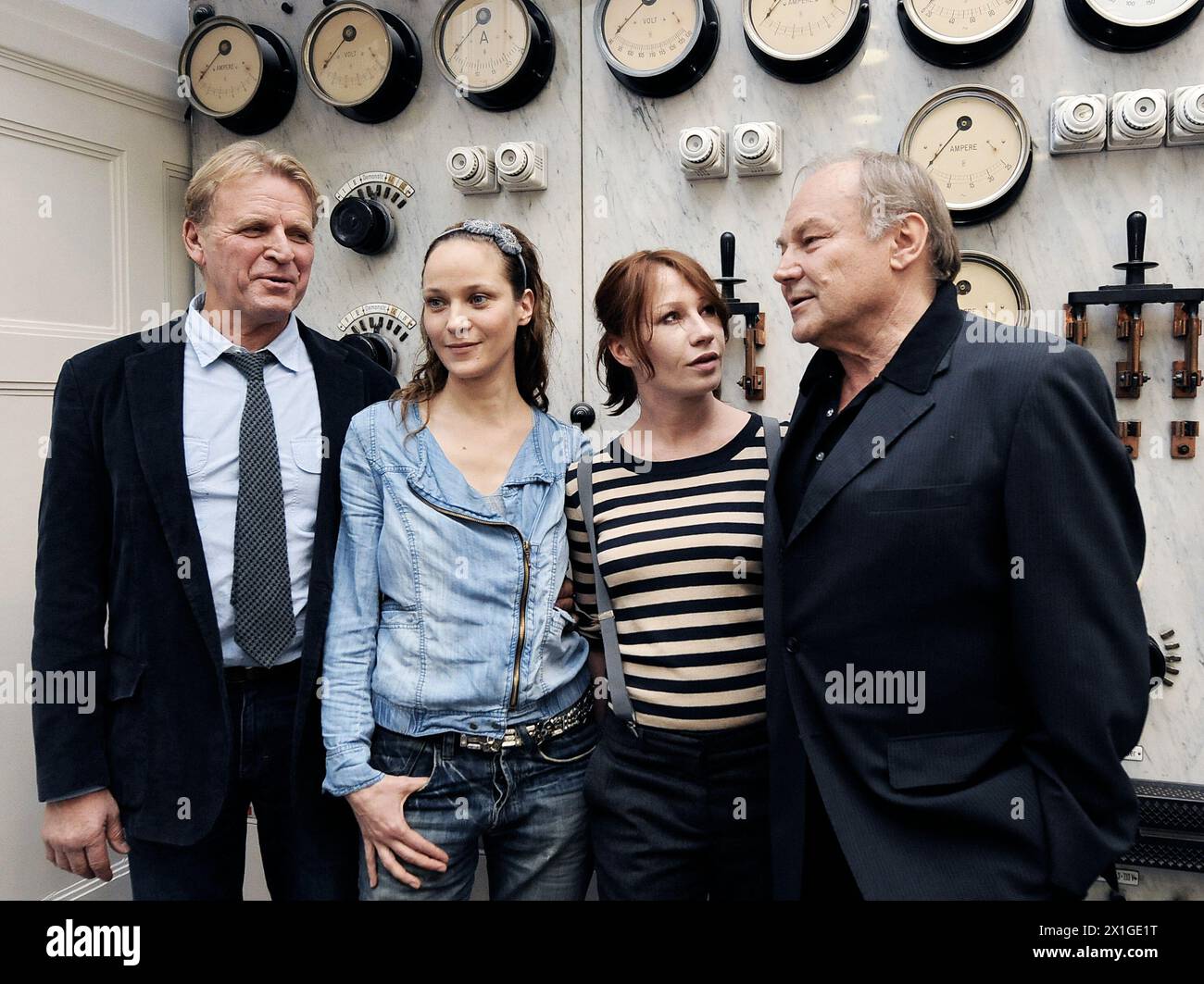 Hain actress hi-res stock photography and images - Alamy