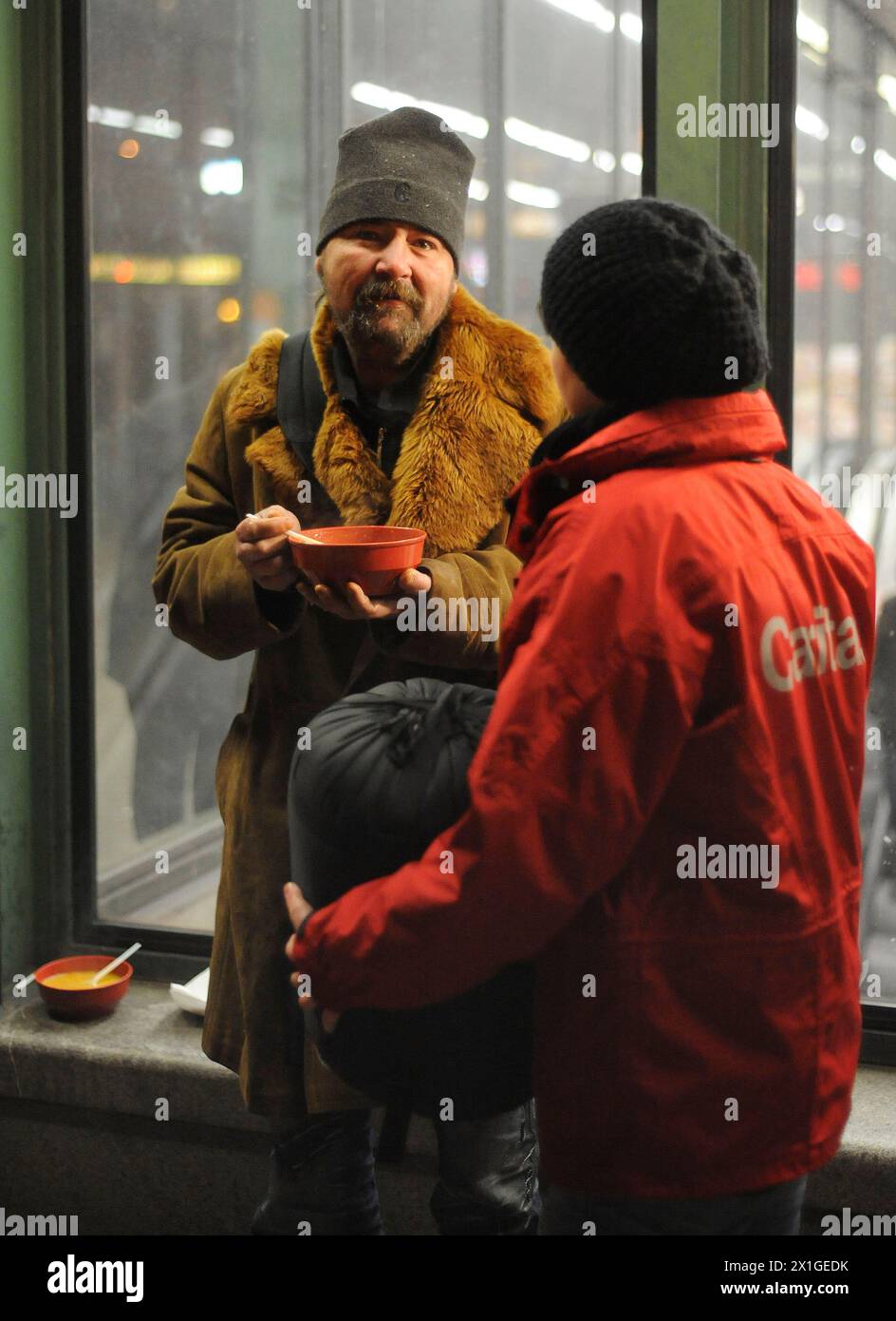Homelessness feature hi-res stock photography and images - Alamy