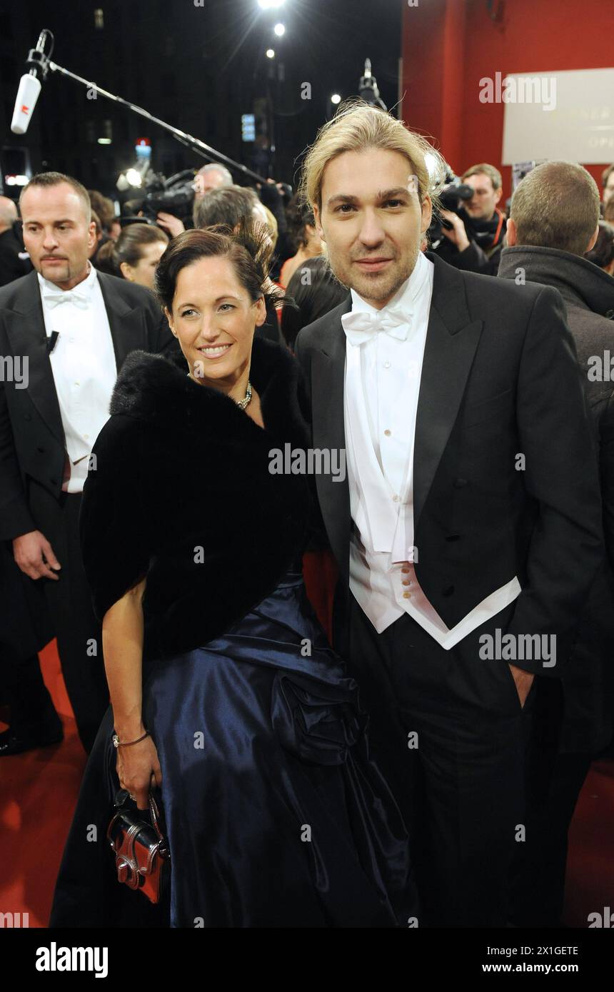 German violinist David Garrett (L) and unidentified guest arrive for ...