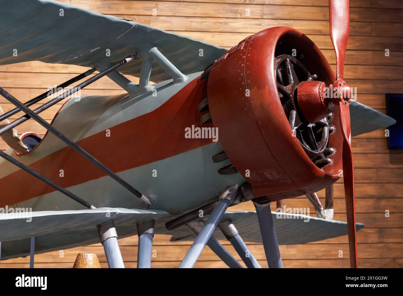 Metal twin engine transport aircraft hi-res stock photography and ...