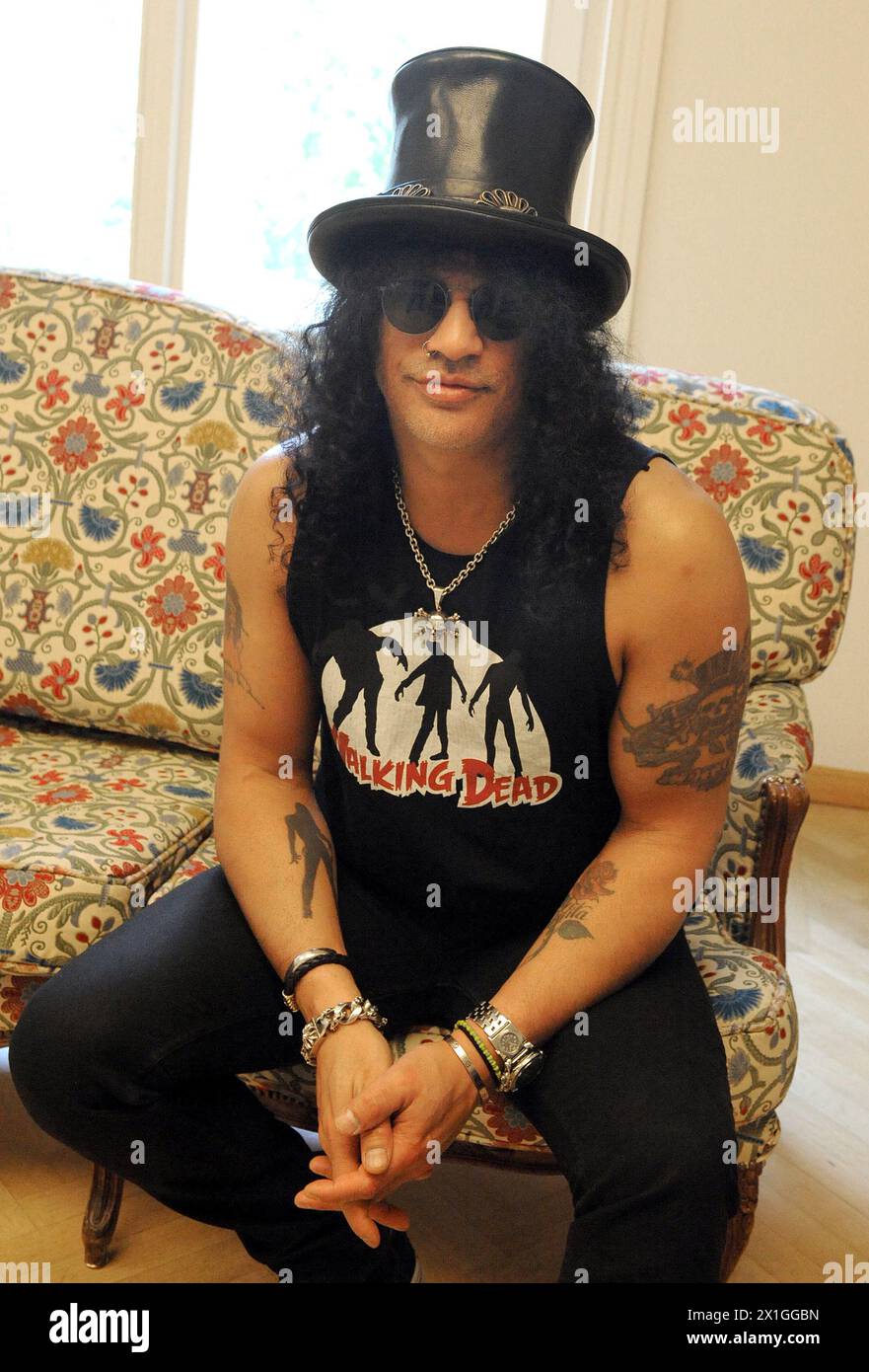 Vienna - Slash (Saul Hudson) after interview on 27th June 2012 ...