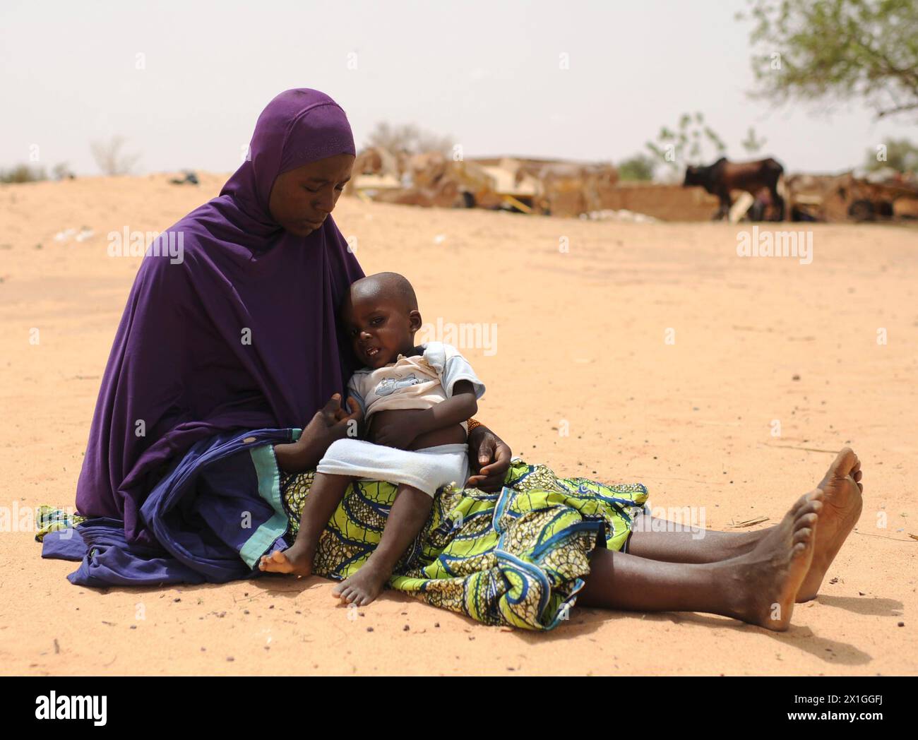 09072012 - NIAMEY - NIGER: The hunger crisis in the Sahel assumes ...