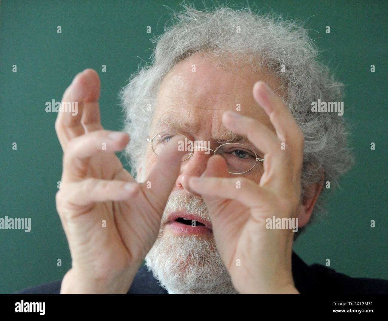 The austrian quantum physicist Anton Zeilinger at the press conference ...