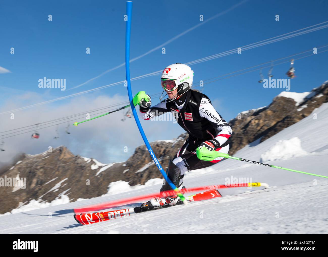 Skiracer hi-res stock photography and images - Alamy