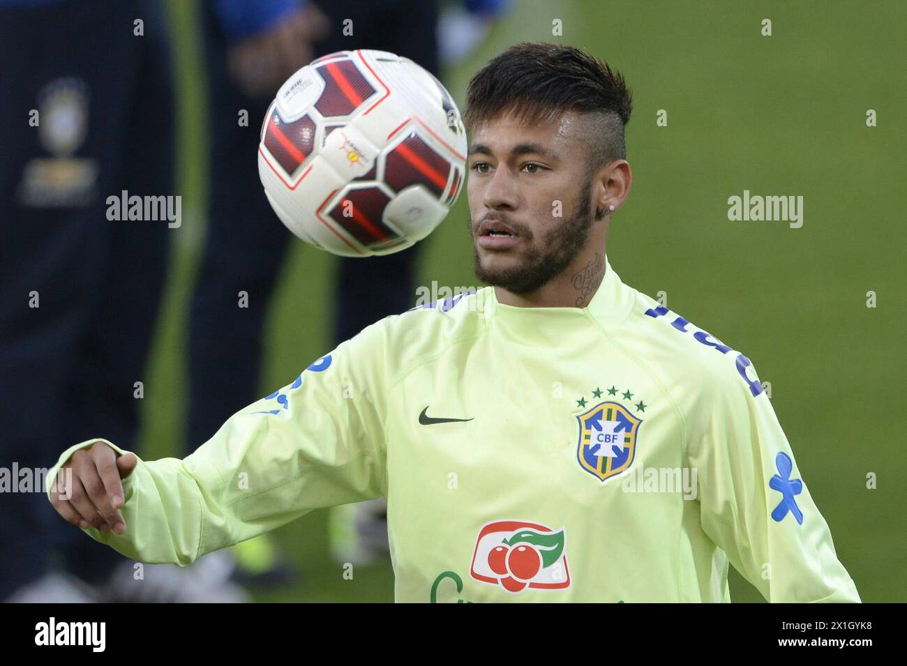 Neymar face hi-res stock photography and images - Alamy