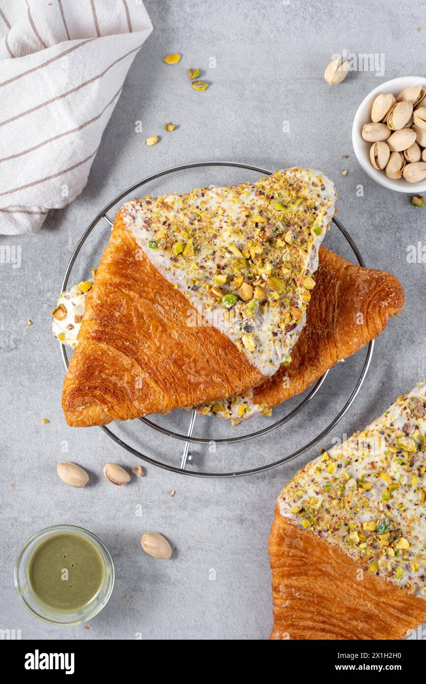 Flat Croissant, Trendy Pastry, Croissant with Pistachio Glaze and ...