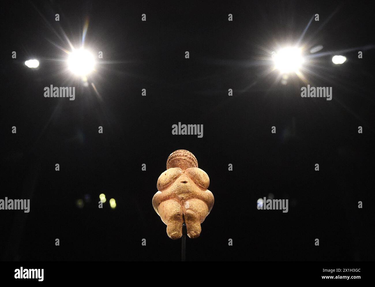 Vienna - " The Venus of Willendorf " (also known as Woman of Willendorf ...