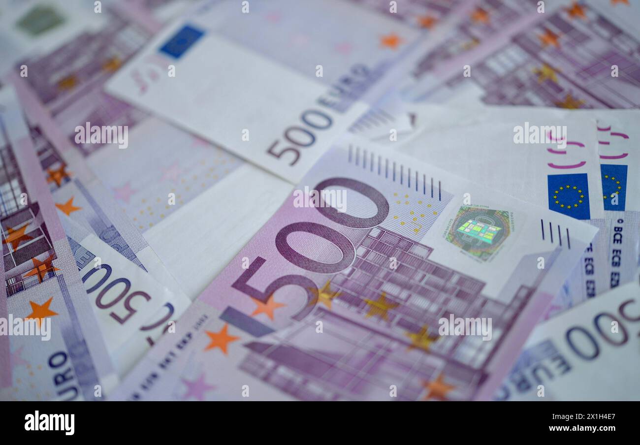 Bankbnote hi-res stock photography and images - Alamy