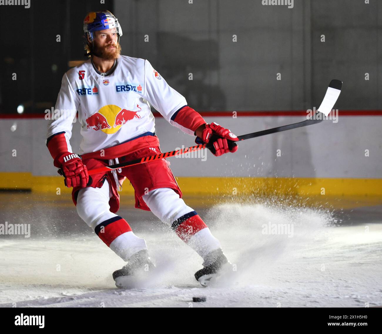 Thomas raffl hi-res stock photography and images - Alamy