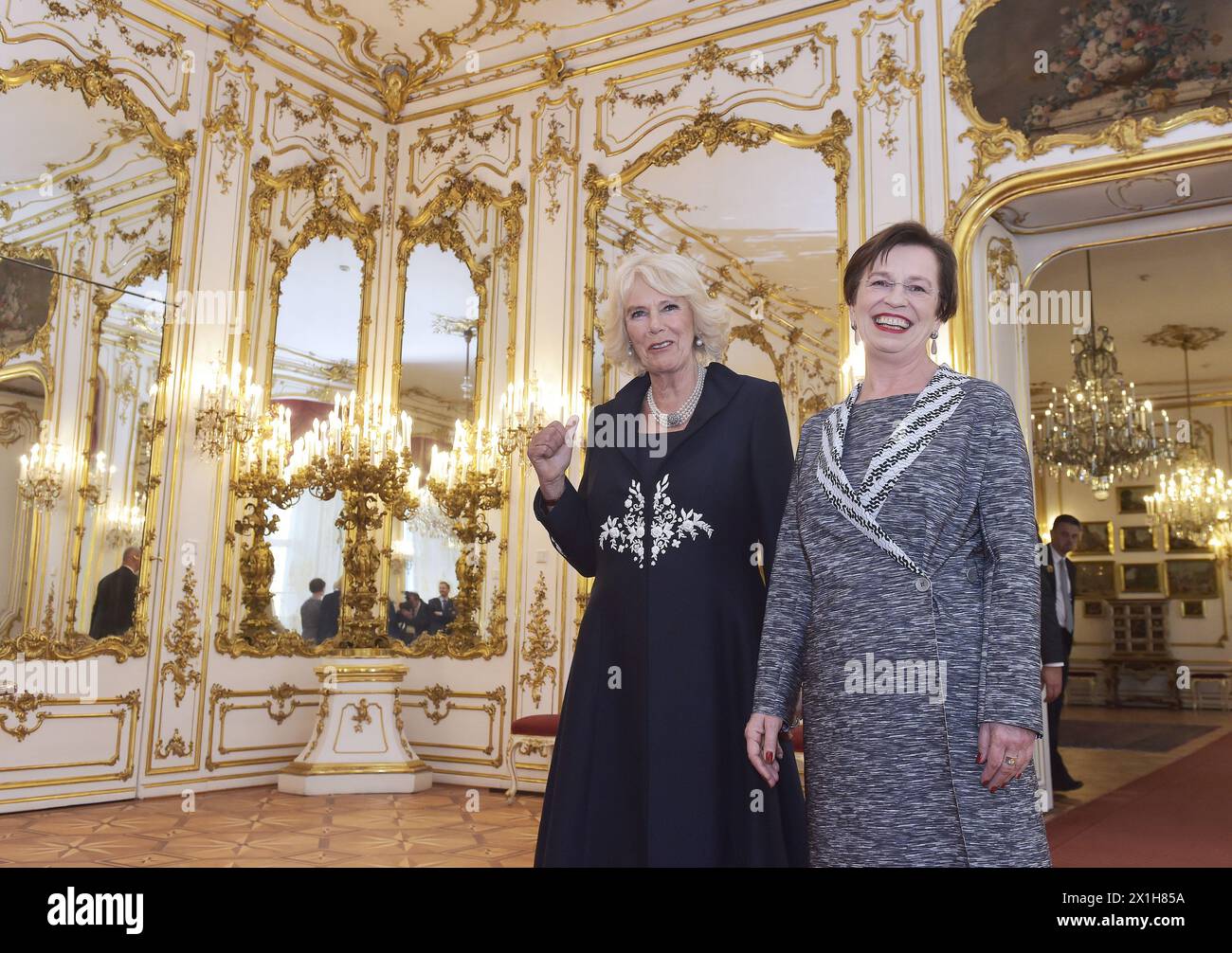 Camilla (L), Duchess of Cornwall and Doris Schmidauer, wife of the ...