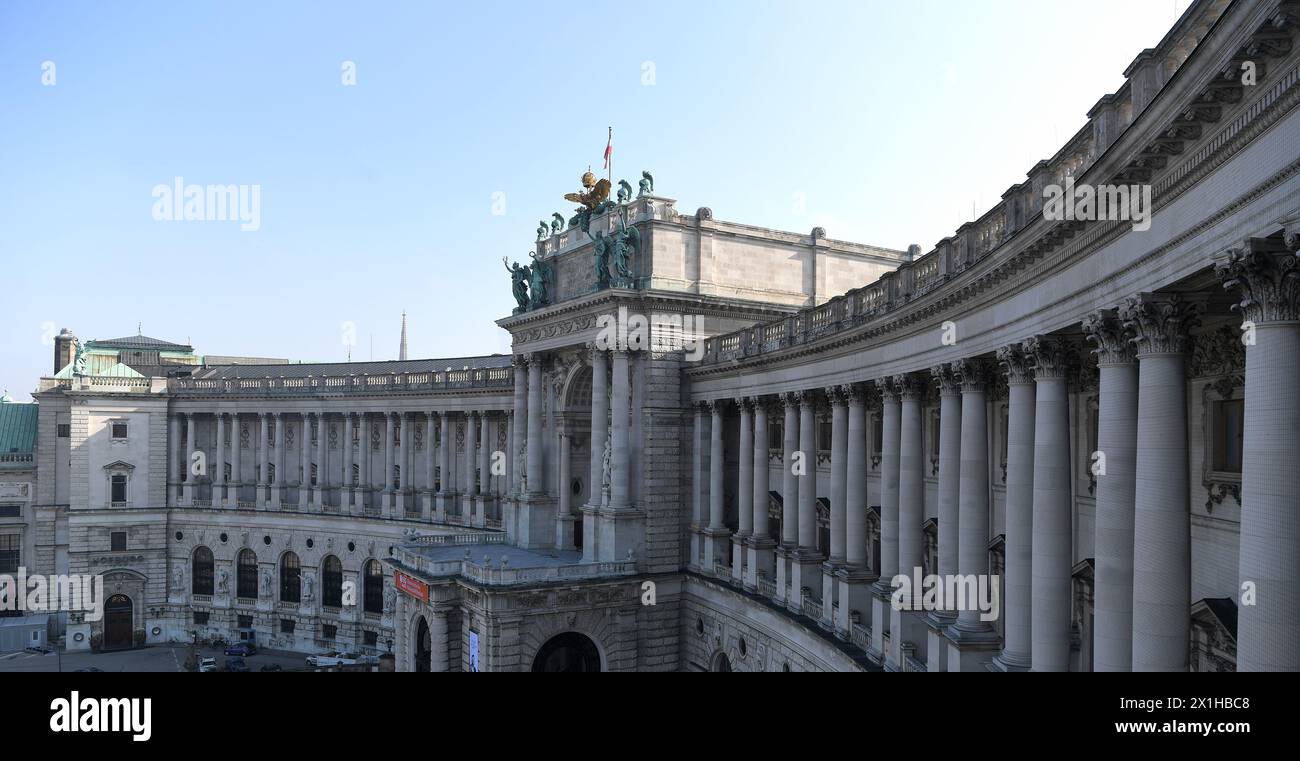 Hitler vienna 1938 hofburg hi-res stock photography and images - Alamy