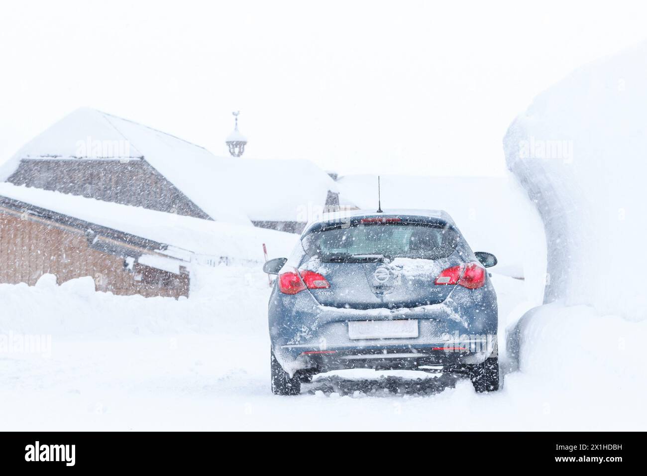 Austria - Weather - Heavy snowfall hit Austria in January 2019 leading ...