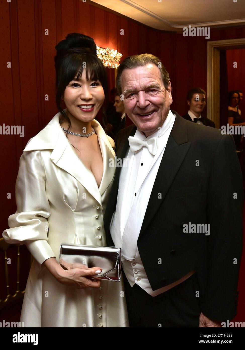 Wife soyeon schroder kim hi-res stock photography and images - Alamy