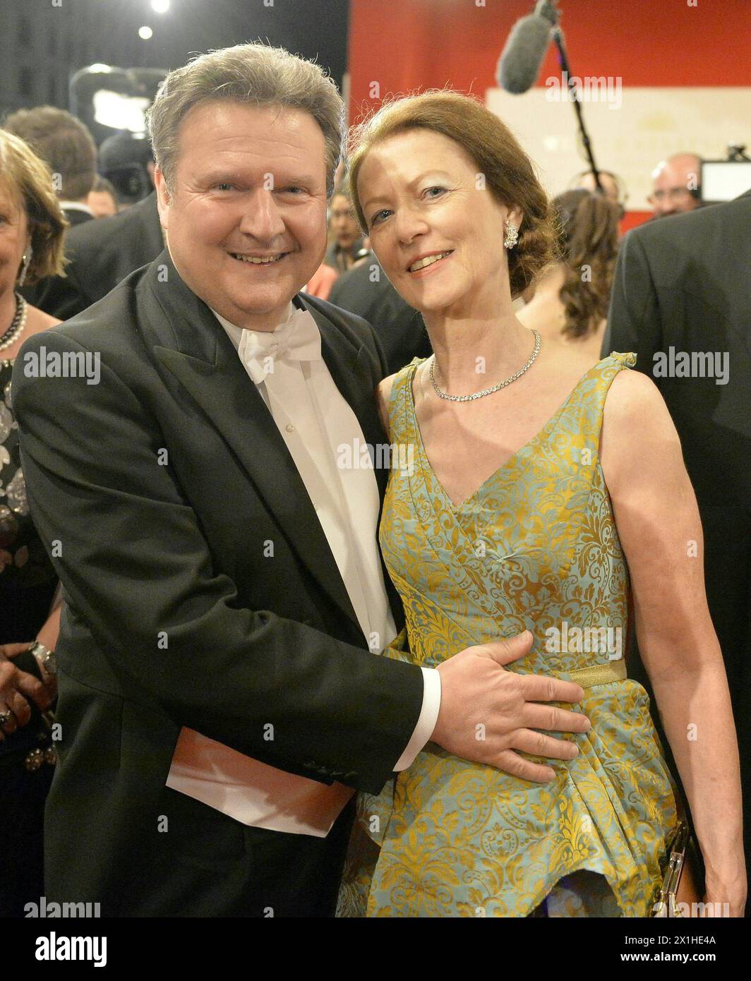 Traditional Vienna Opera Ball at the Wiener Staatsoper (Vienna State ...