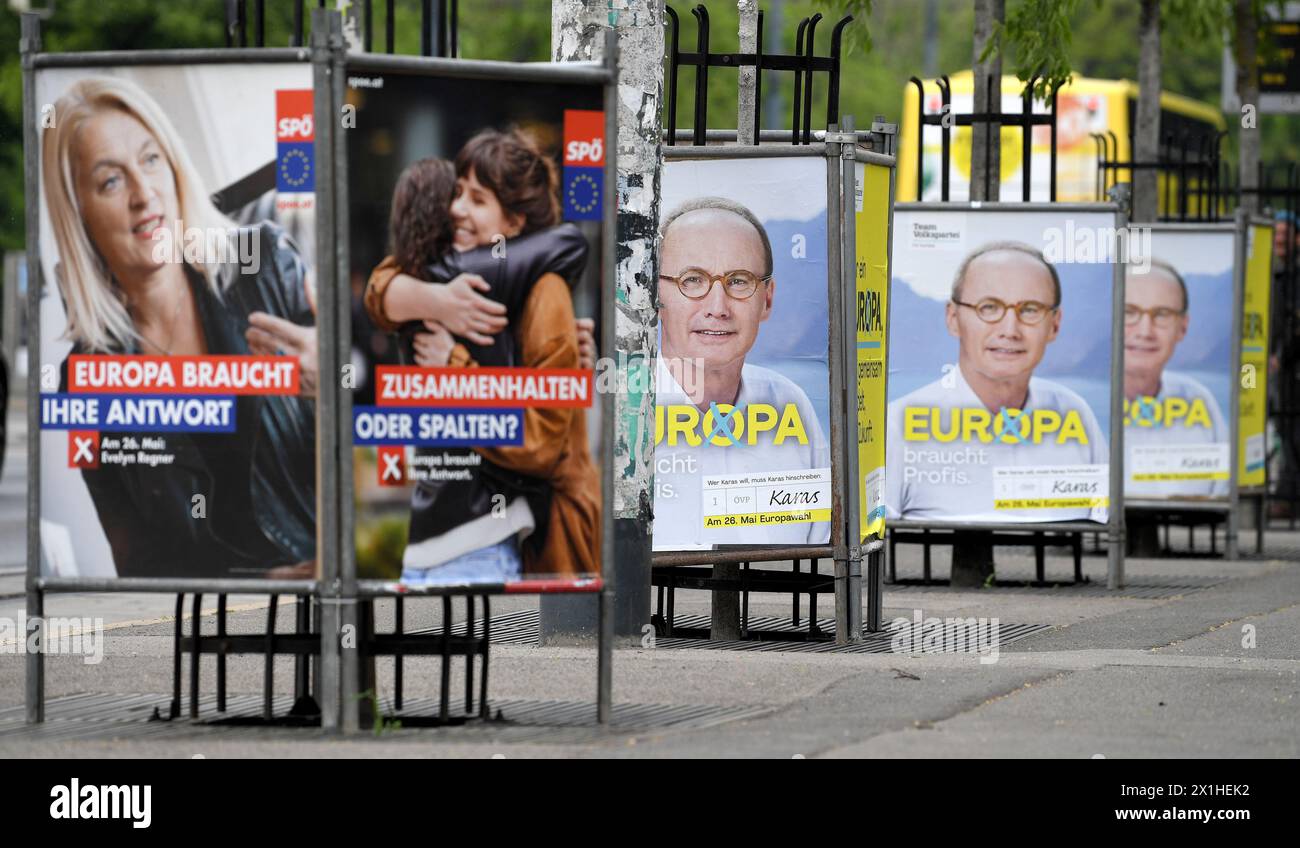 Conservative party campaign posters hi-res stock photography and images ...