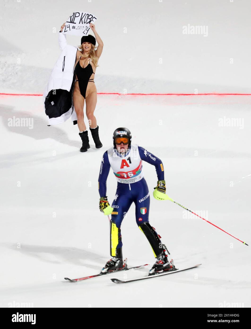 Streaker female hi-res stock photography and images - Alamy