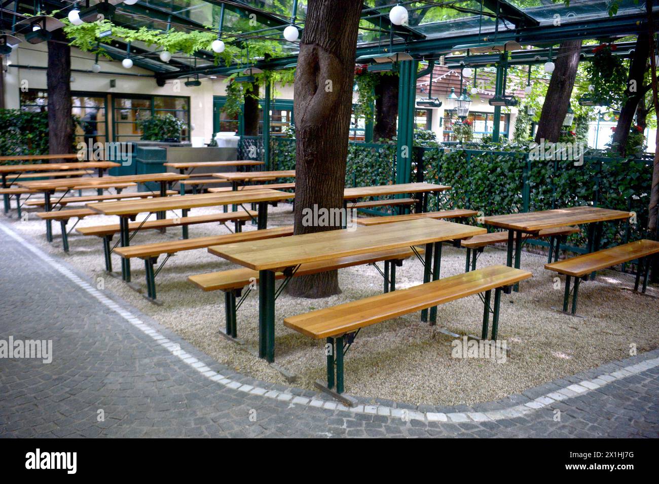 the Kolarik family's Swiss house (Schweizerhaus) in the Vienna Prater ...