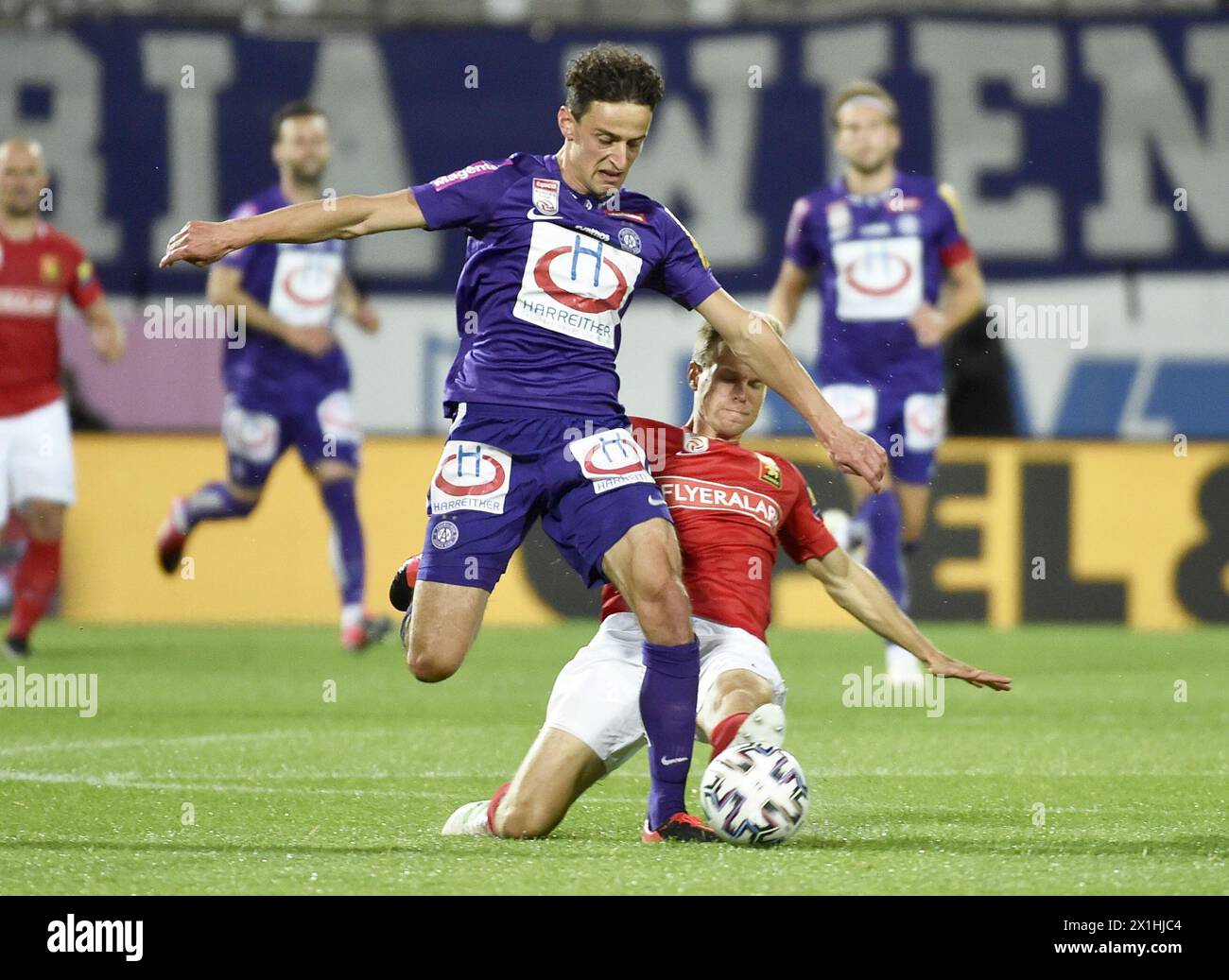 (L-R) , Vesel Demaku (Austria), Daniel Toth (Admira) during the tipico ...