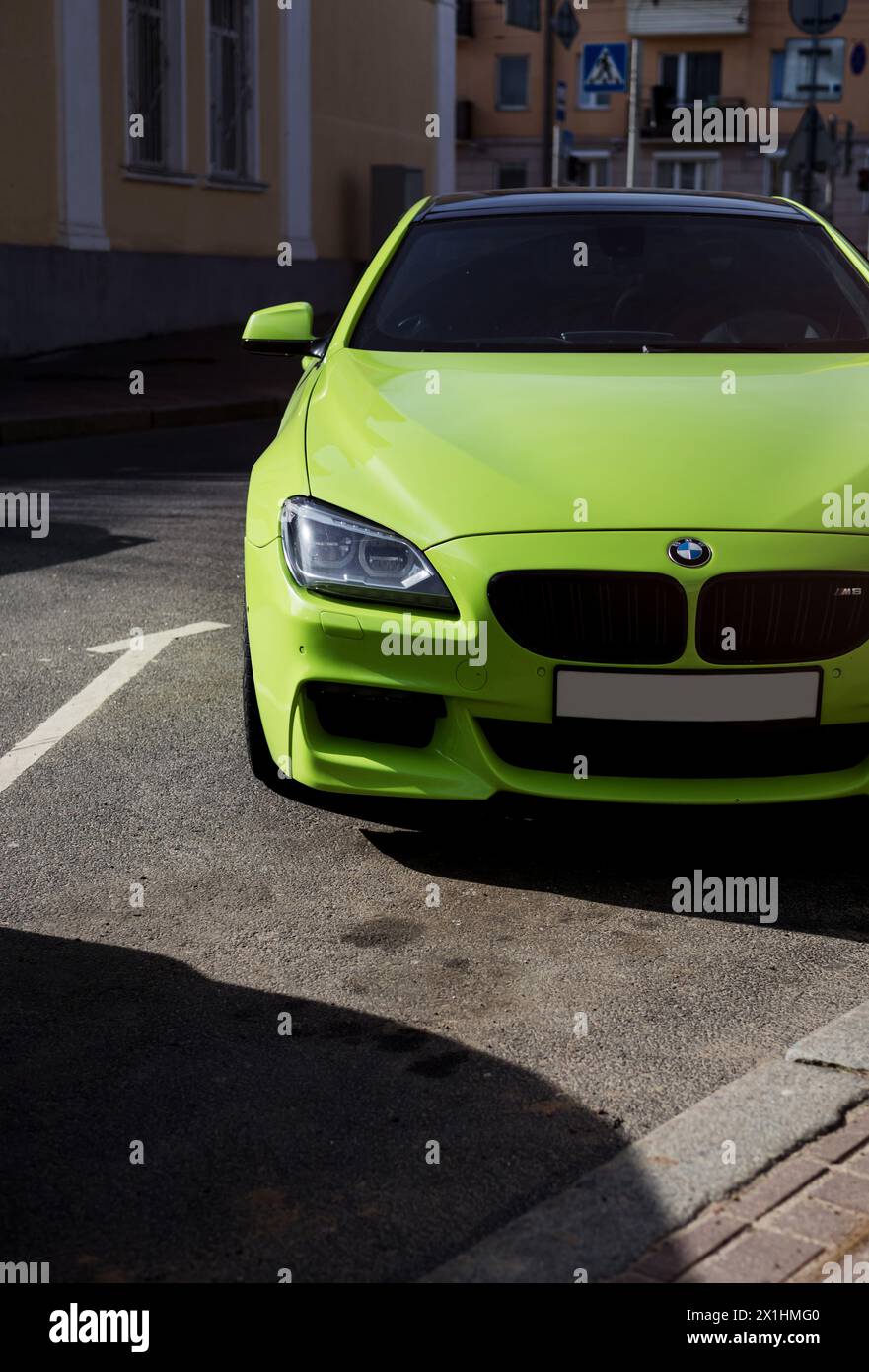 Bmw front view hi-res stock photography and images - Alamy