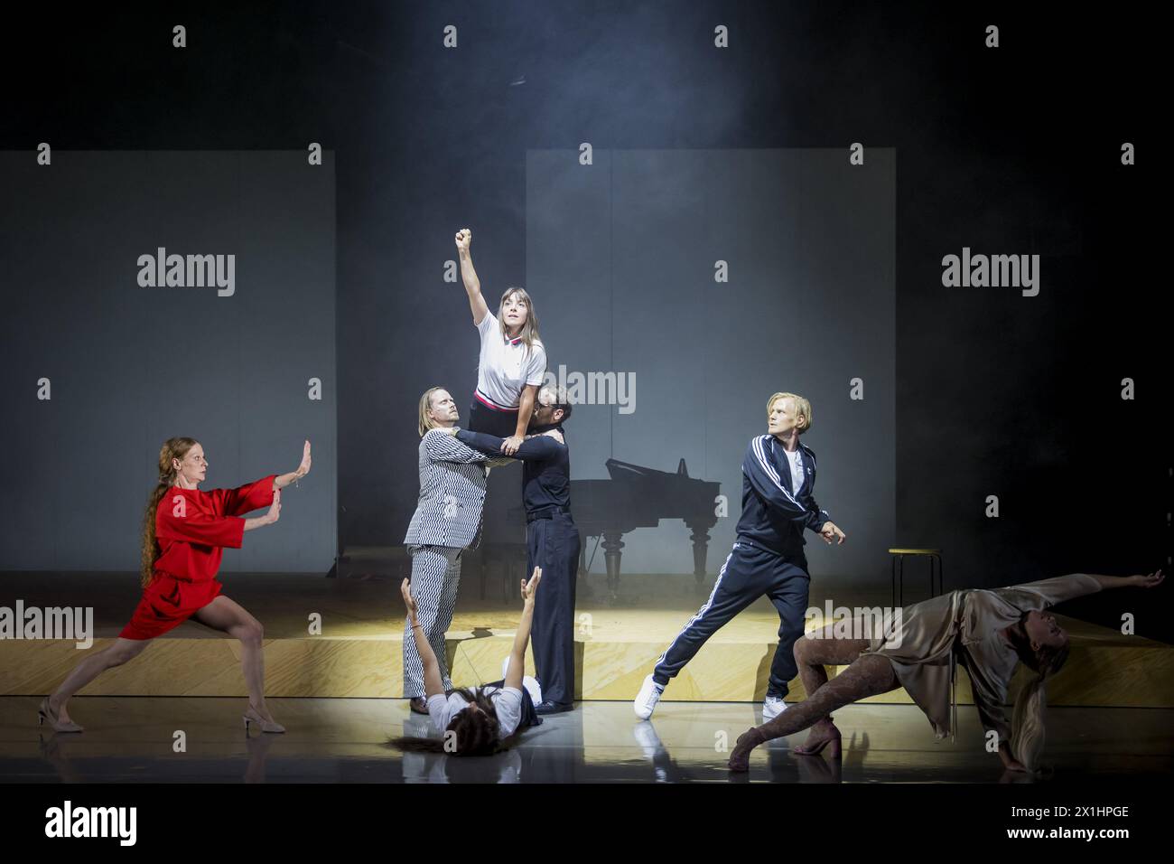 Oda maria hi-res stock photography and images - Alamy