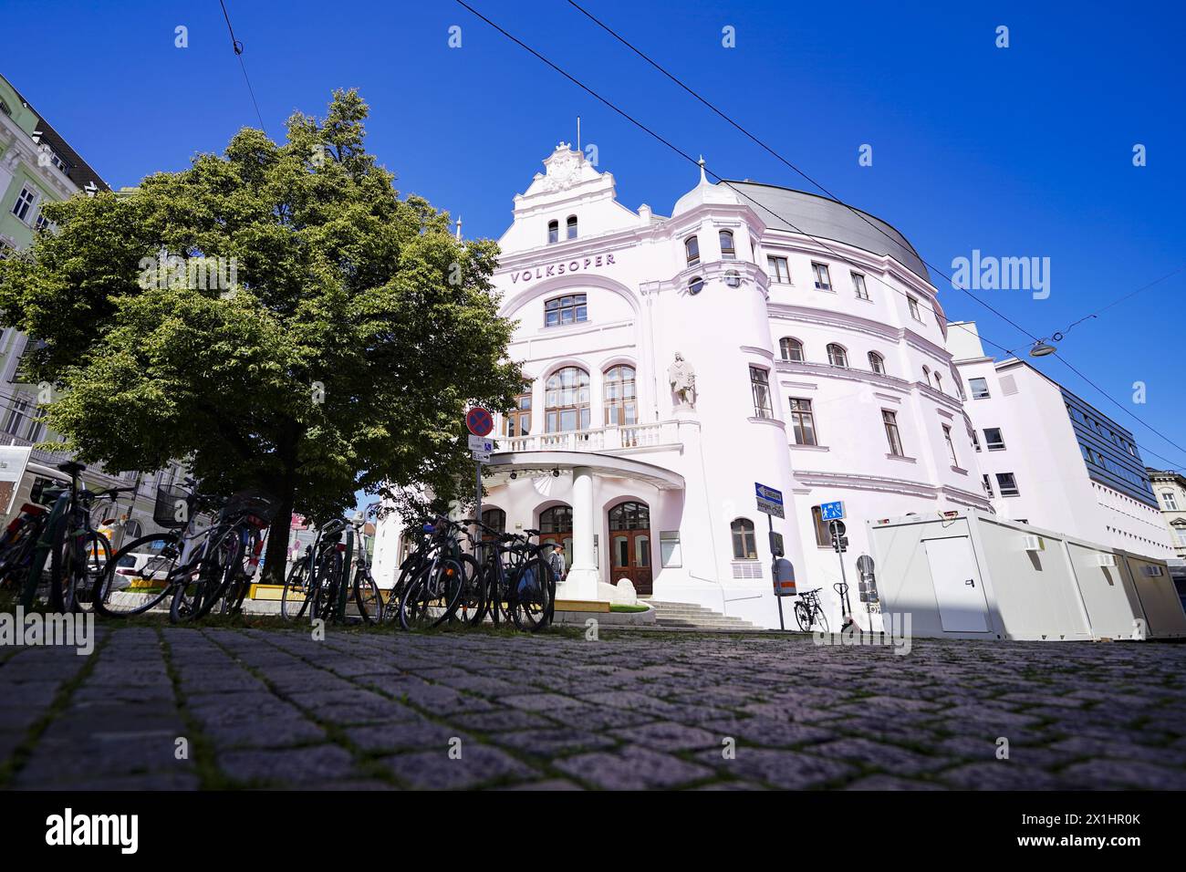 Volksoper hi-res stock photography and images - Alamy