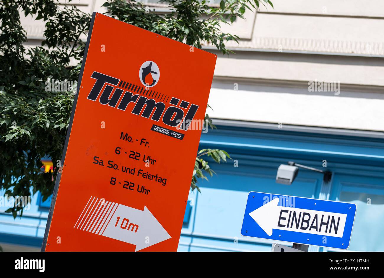 Turmol filling station hi-res stock photography and images - Alamy