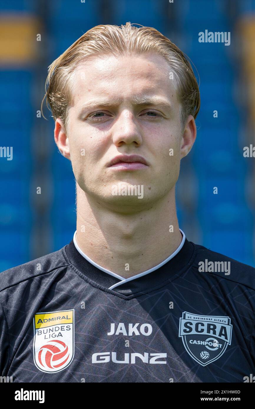 Noah bischof hi-res stock photography and images - Alamy
