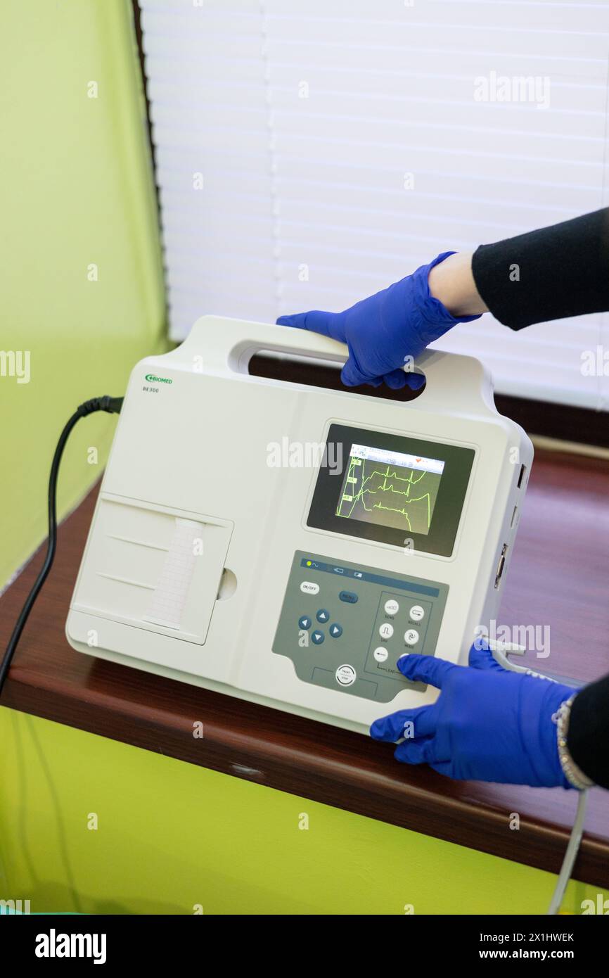 Child heart rate hi-res stock photography and images - Alamy