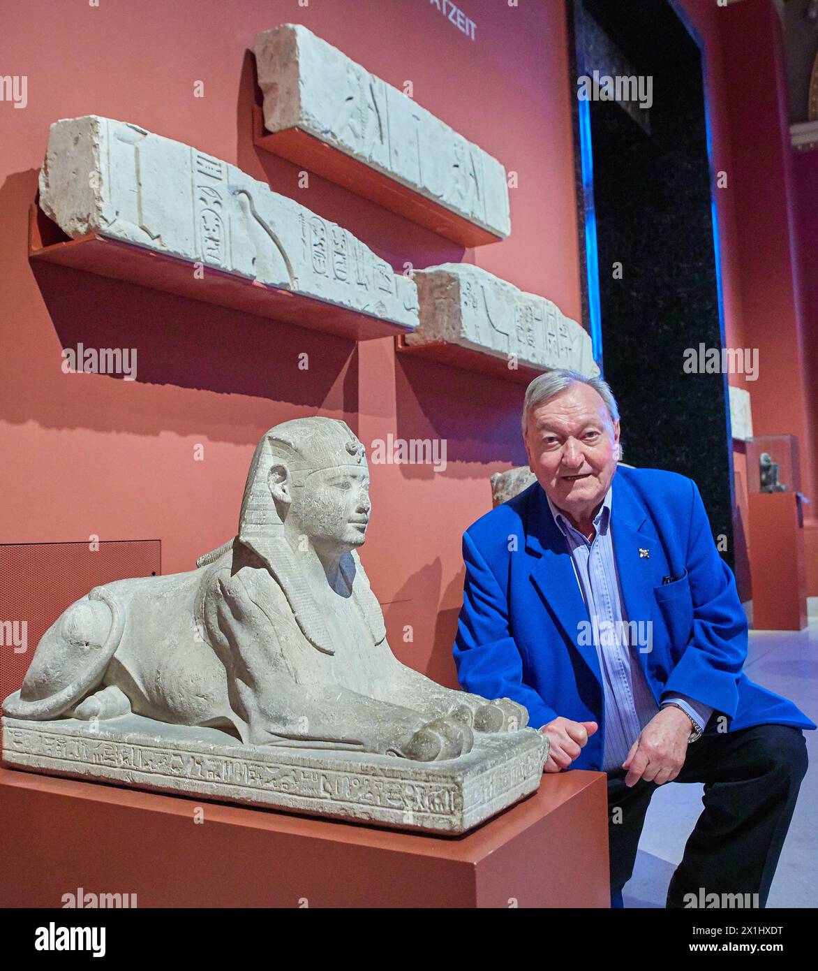 Erich von daniken hi-res stock photography and images - Alamy
