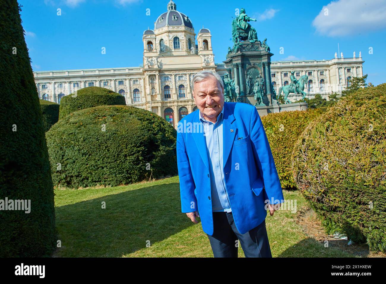 Erich von daniken hi-res stock photography and images - Alamy