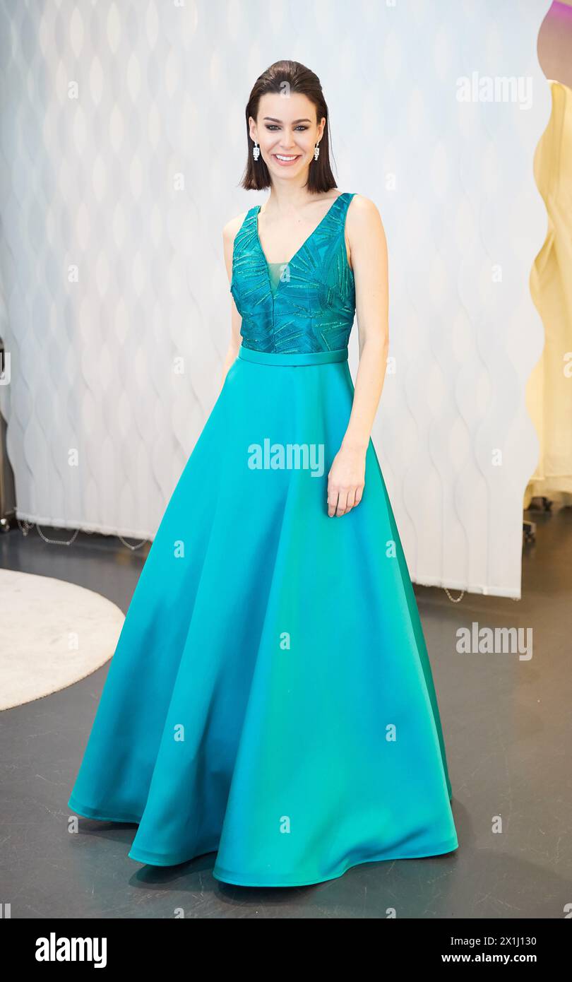 Actress Kerstin LECHNER during fashion shooting on topic Vienna Opera ...