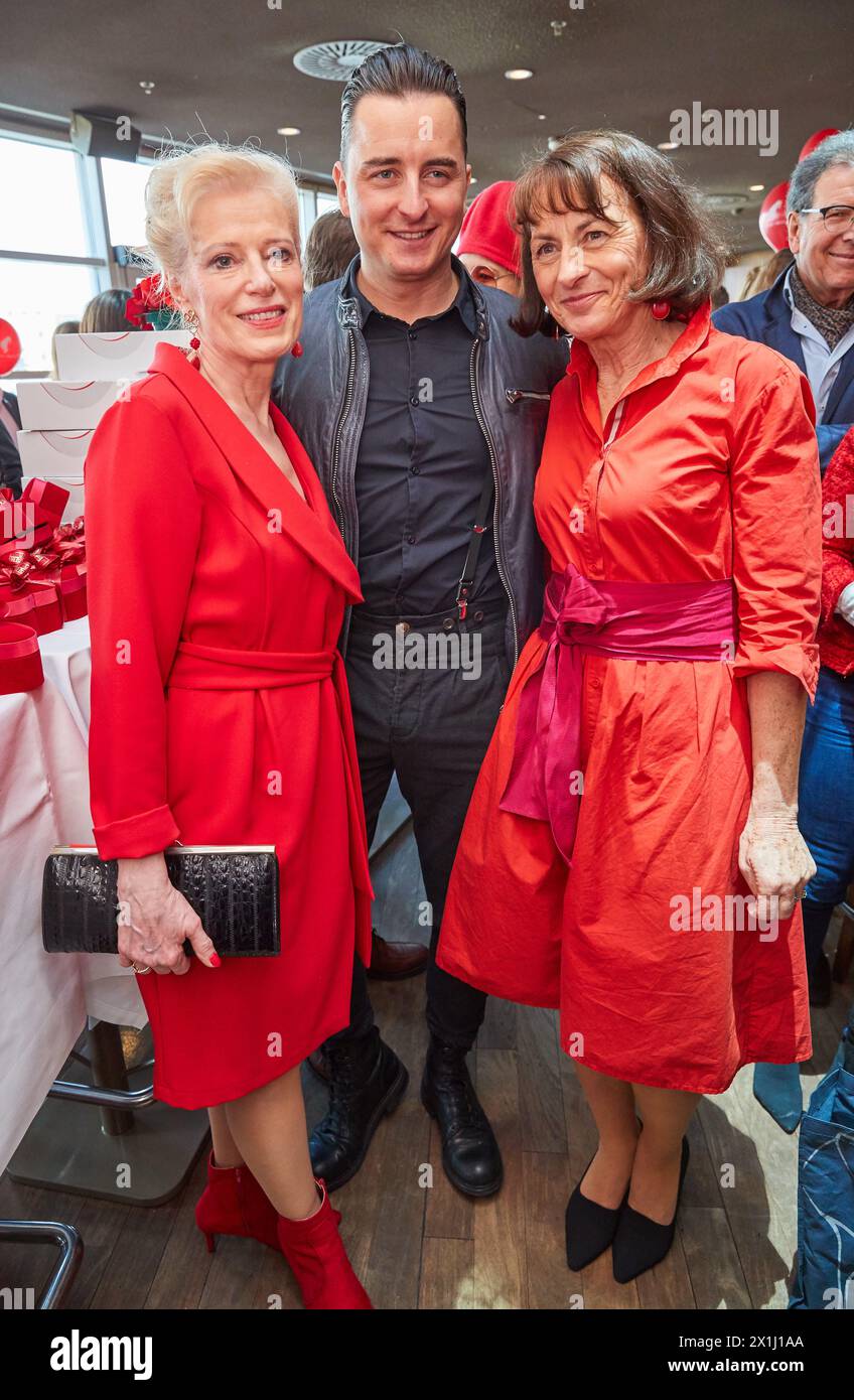 Silvia Schneider presents her Valentine's Collection at Sky Bar in ...