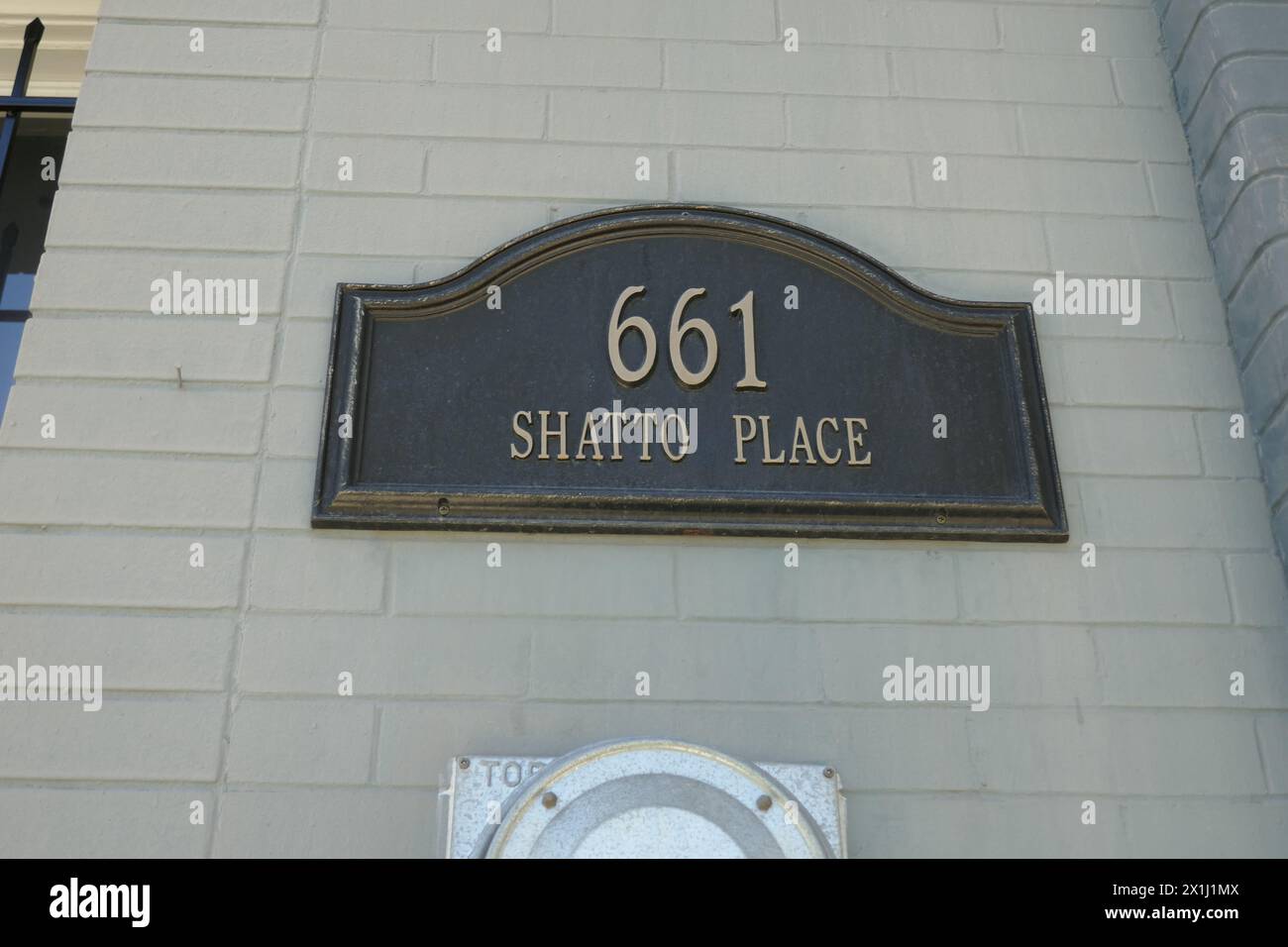 Los Angeles, California, USA 16th April 2024 Studio Dancer Dorothy Edna ...