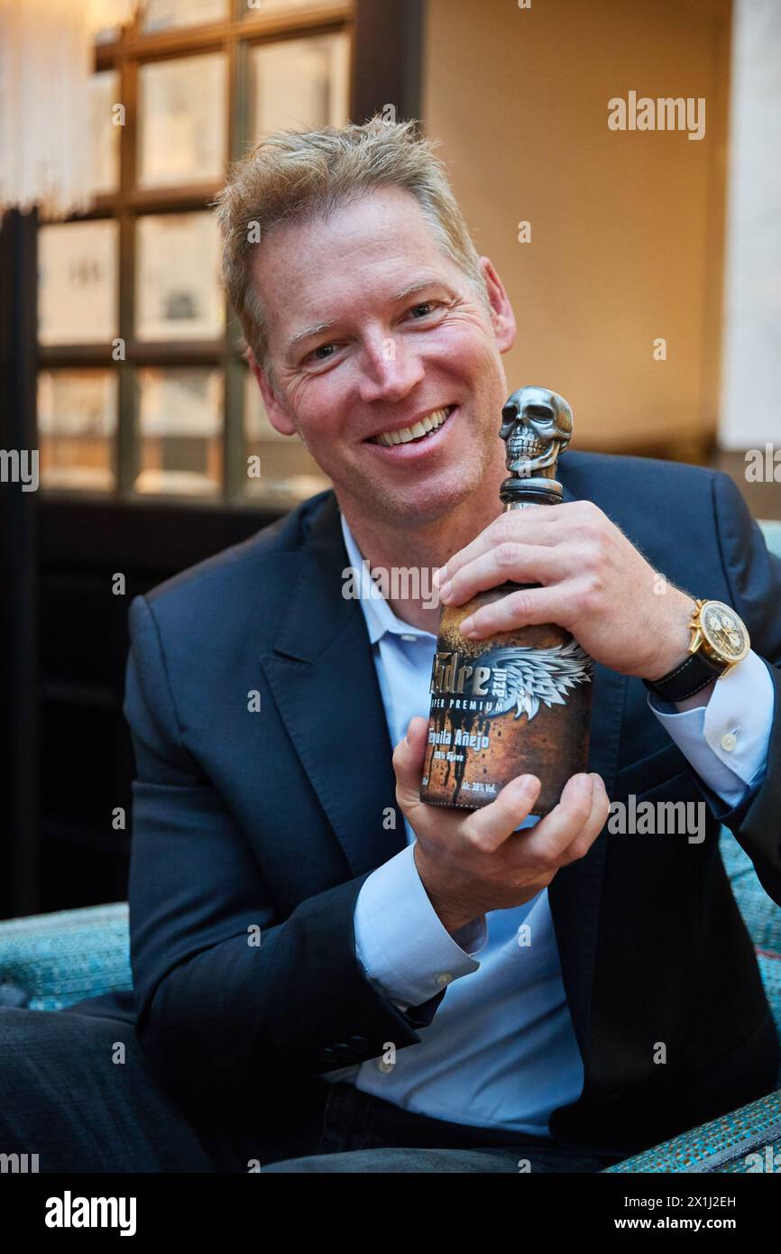 Patrick knapp hi-res stock photography and images - Alamy