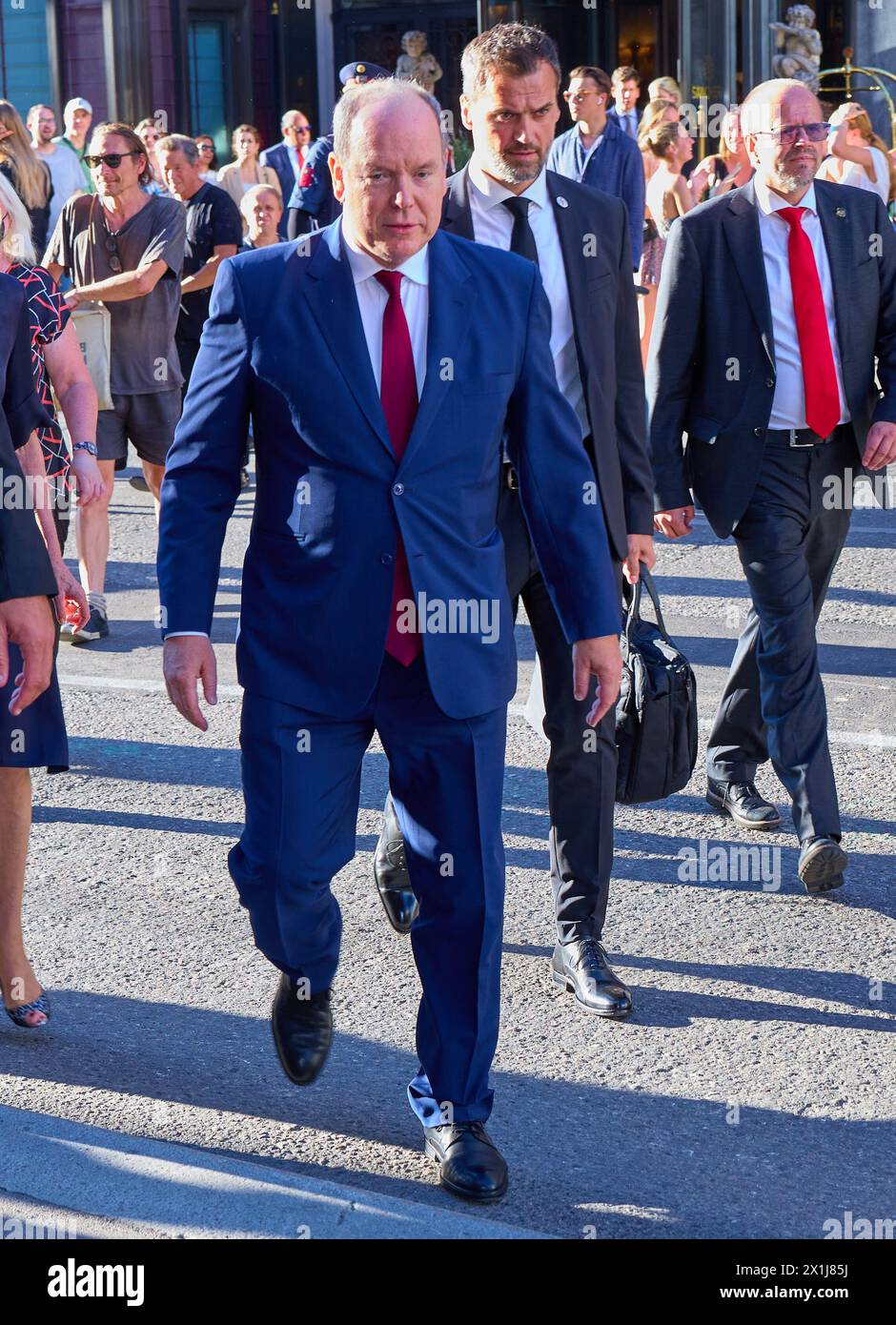 Albert II, Prince of Monaco, and Caroline of Monaco arrive in Vienna to ...