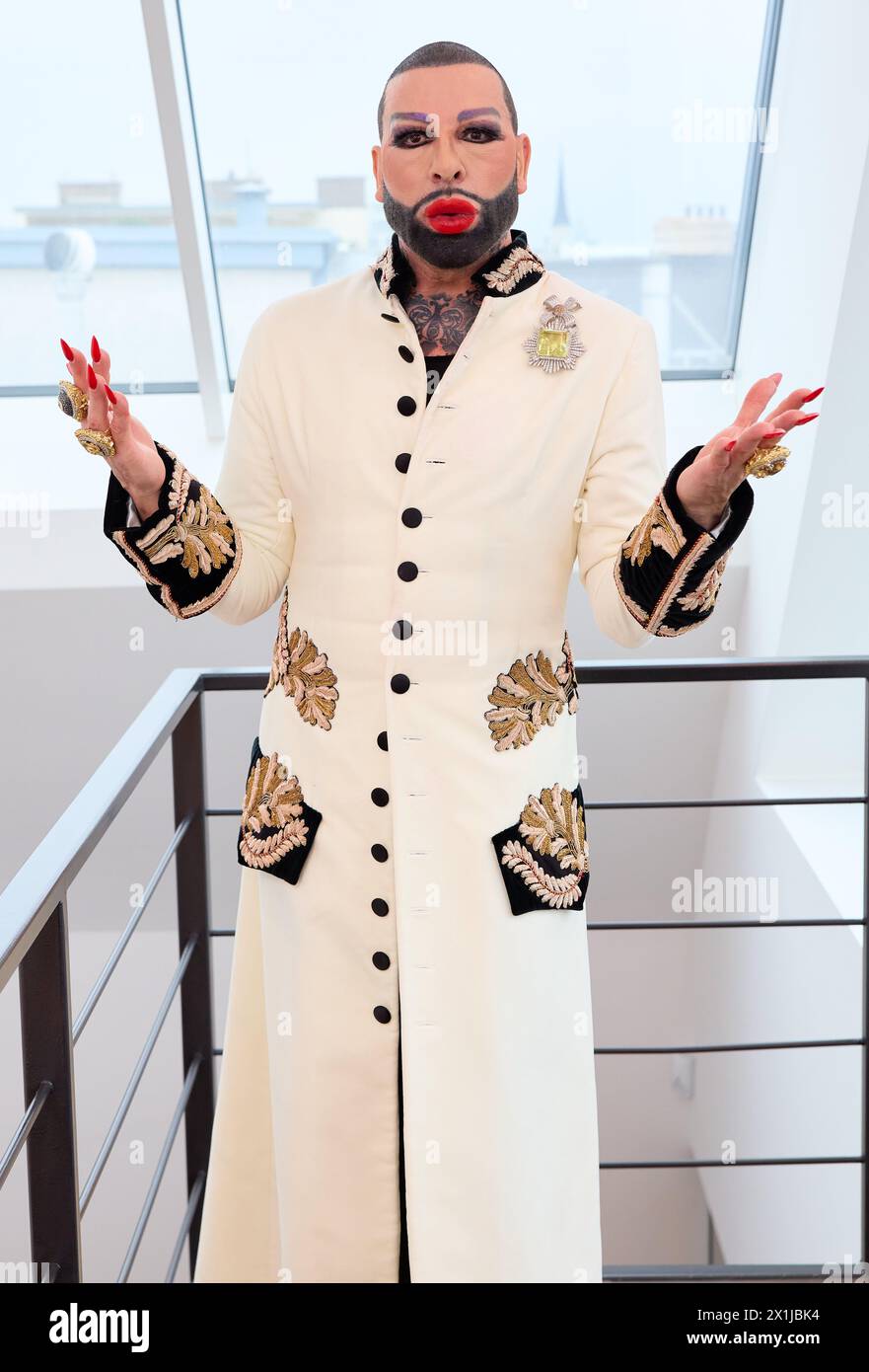 Copyright: Starpix/ Alexander TUMA, German fashion designer Harald ...