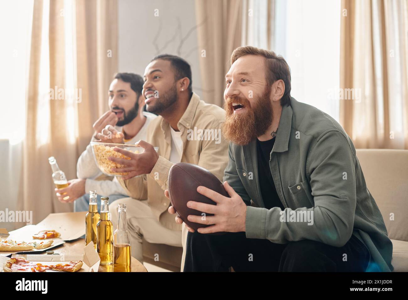 Different races eating a meal hi-res stock photography and images - Alamy