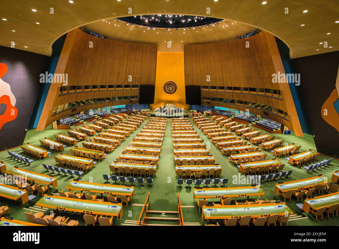 Plenary Meeting Hall United Nations HQ The Plenary Meeting Hall inside ...