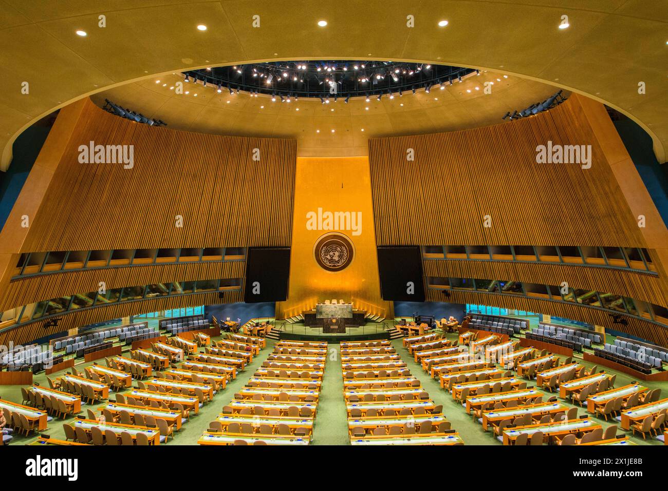 Plenary Meeting Hall United Nations HQ The Plenary Meeting Hall inside ...